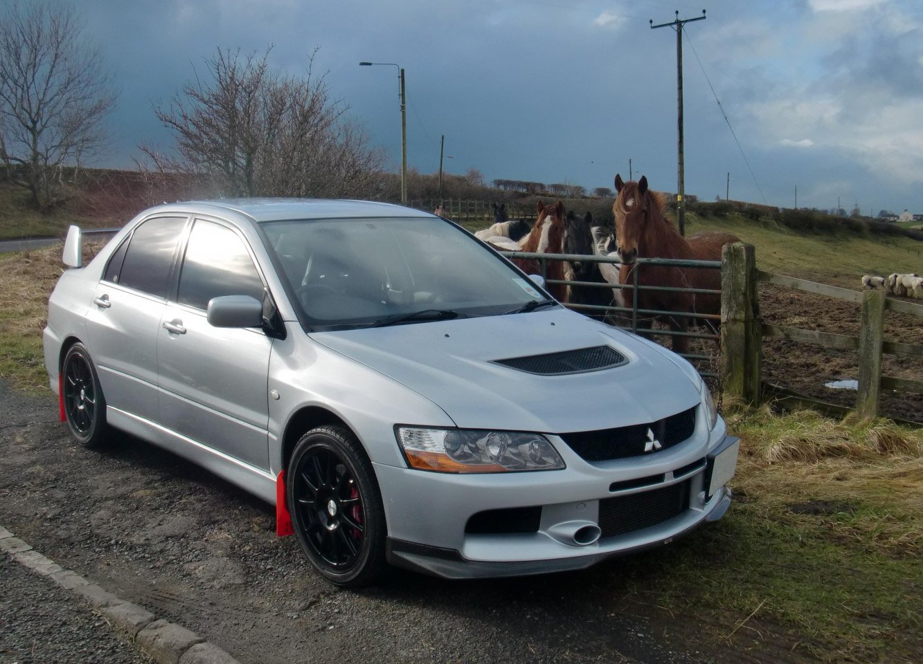 Mitsubishi Lancer Evolution technical specifications and fuel economy
